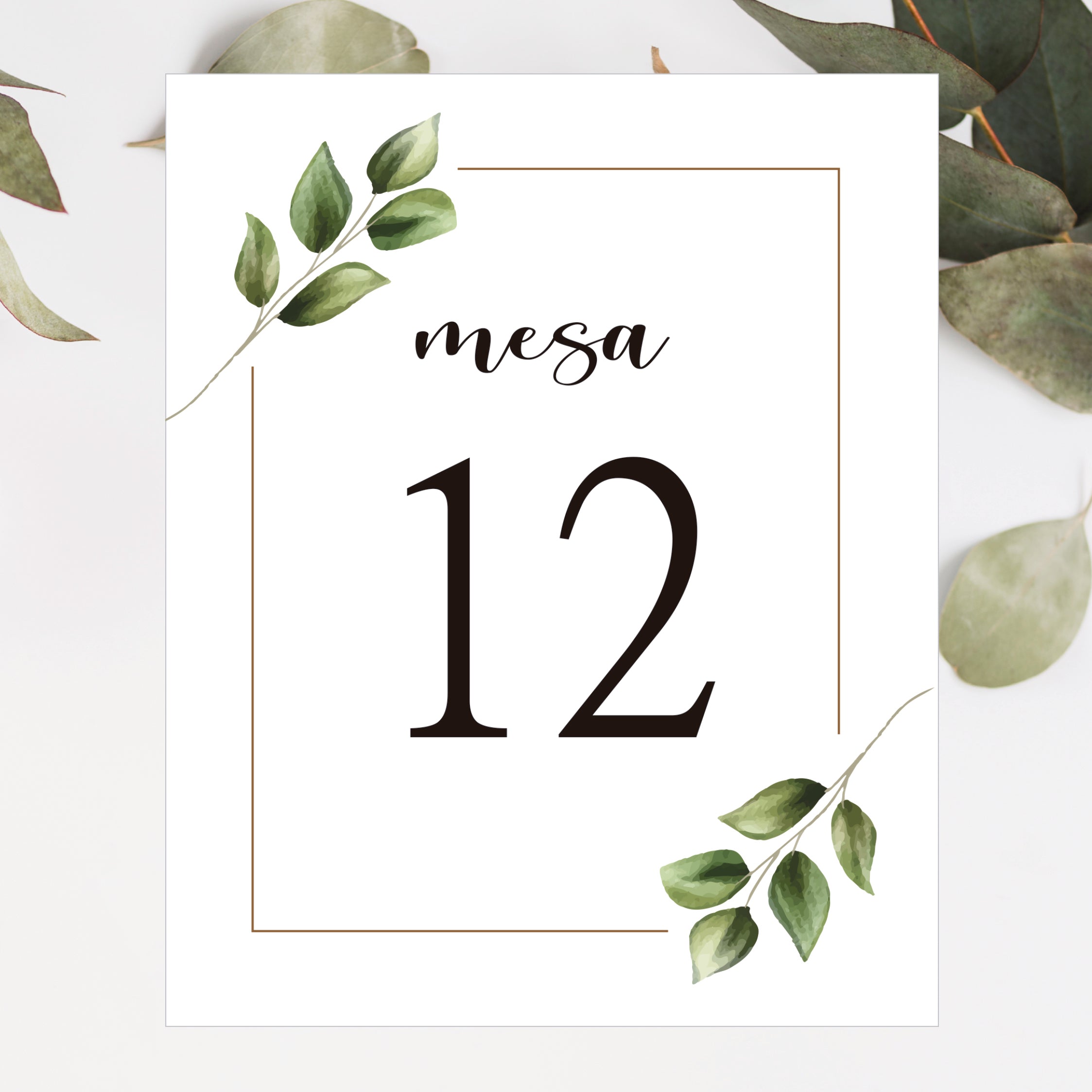 Número de mesa en papel satinado y dorado – Innova Designs